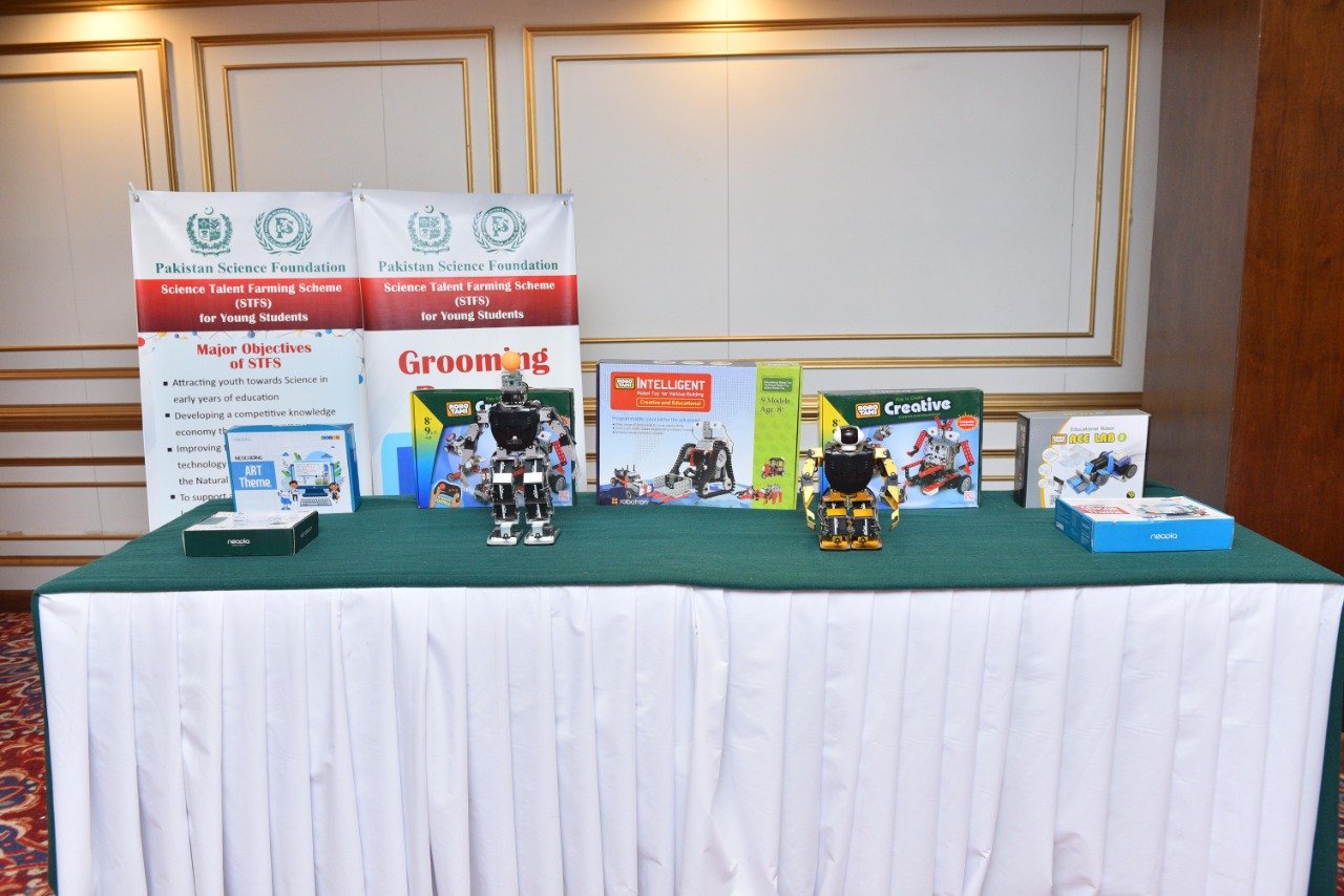 Robotic Workshop with joint collaboration of the Pakistan Science ...